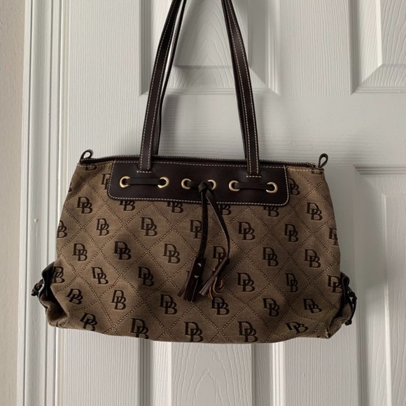 Dooney & Bourke | Bags | Dooney Bourke Signature Db Purse | Poshmark
